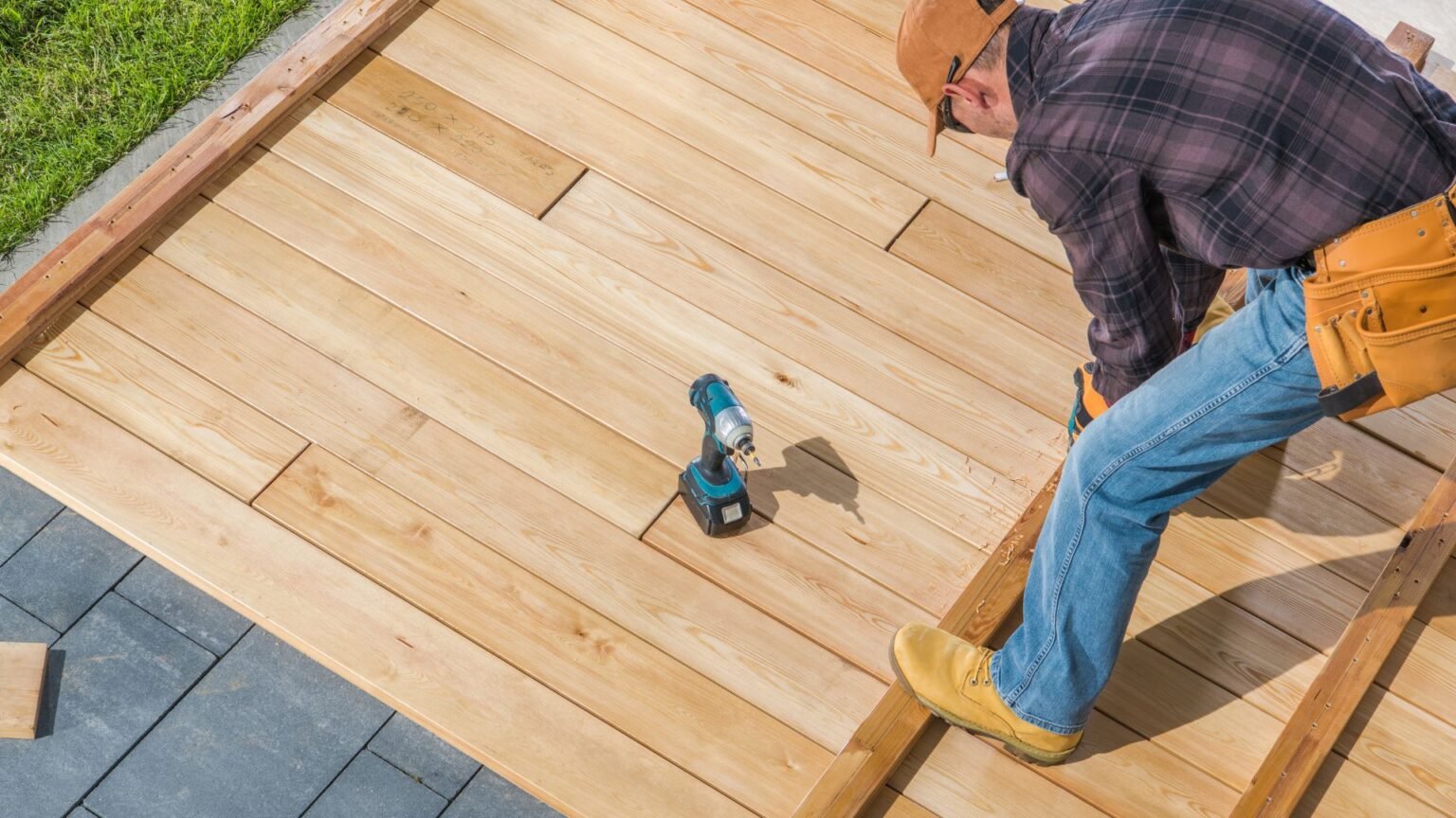 How To Build A Deck In NZ: Step-By-Step Guide To Planning, Materials ...